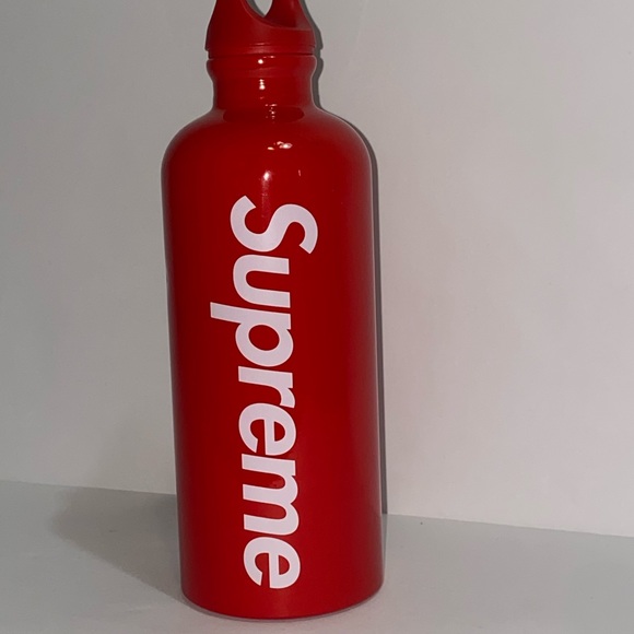 Supreme | Accessories | Supreme Water Bottle | Poshmark